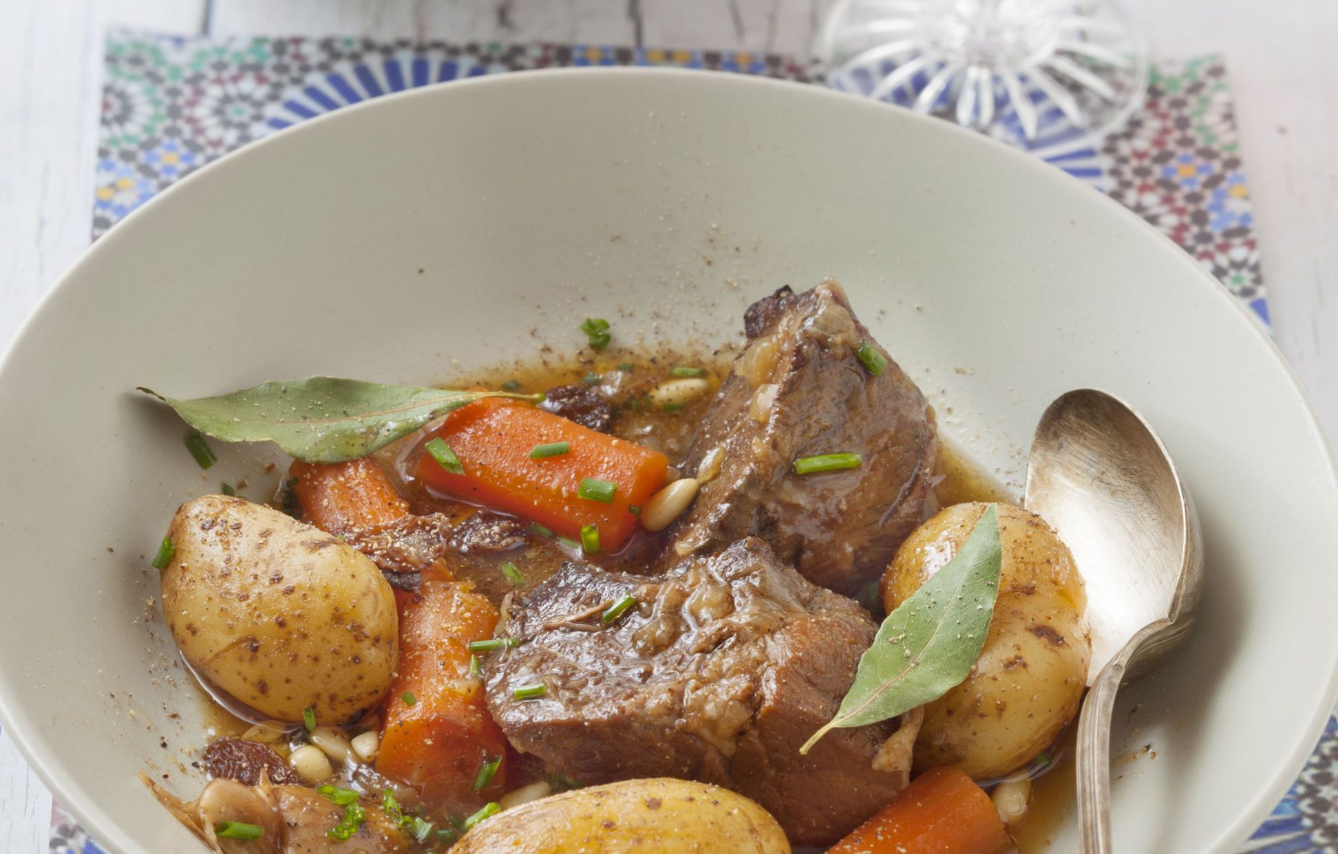 Agneau confit aux pommes de terres nouvelles : Recette de Agneau confit ...