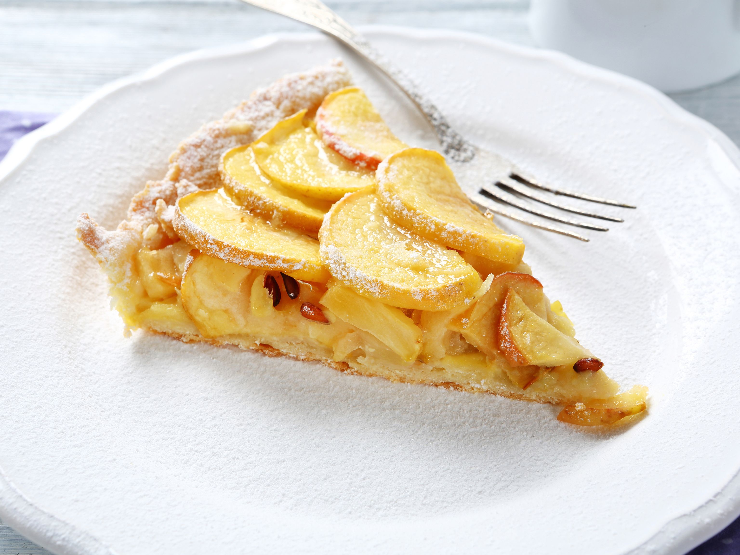 Tarte moelleuse aux pommes : Recette de Tarte moelleuse aux pommes ...