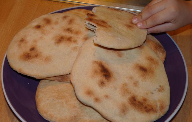 Pain azyme (facile) : Recette de Pain azyme (facile) - Marmiton