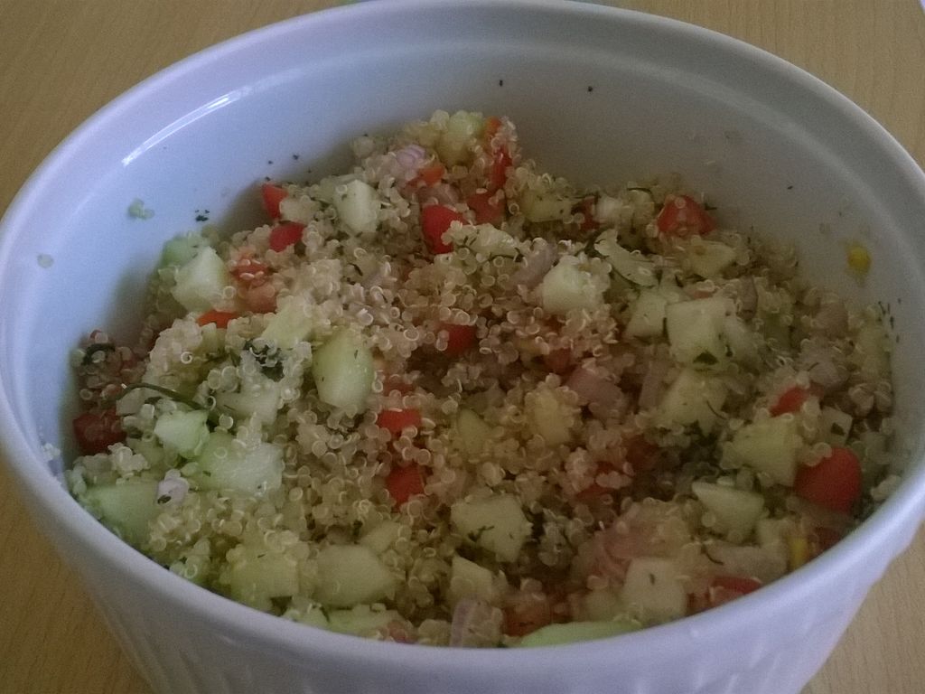 Salade de quinoa : Recette de Salade de quinoa - Marmiton