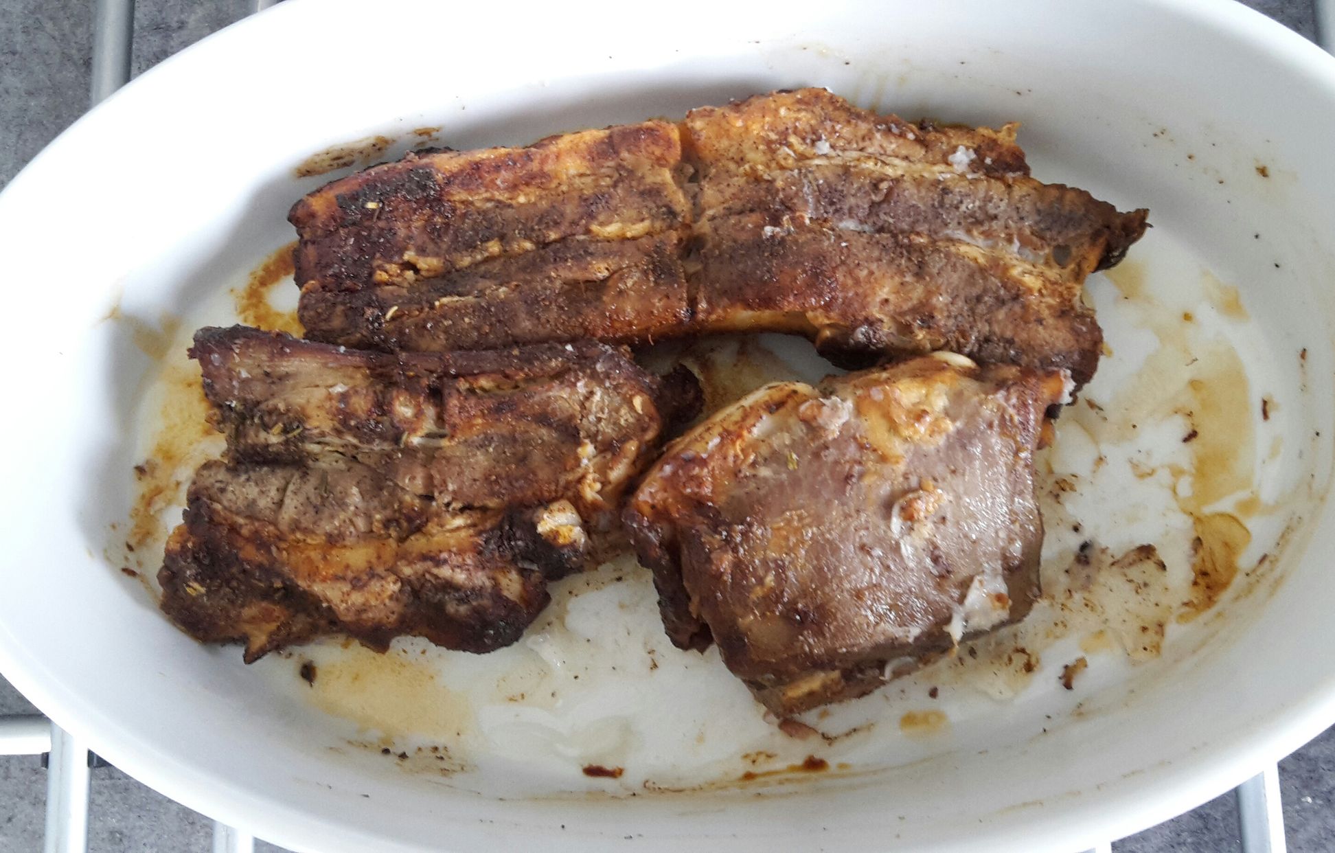 Gros grillons vendéens : Recette de Gros grillons vendéens - Marmiton