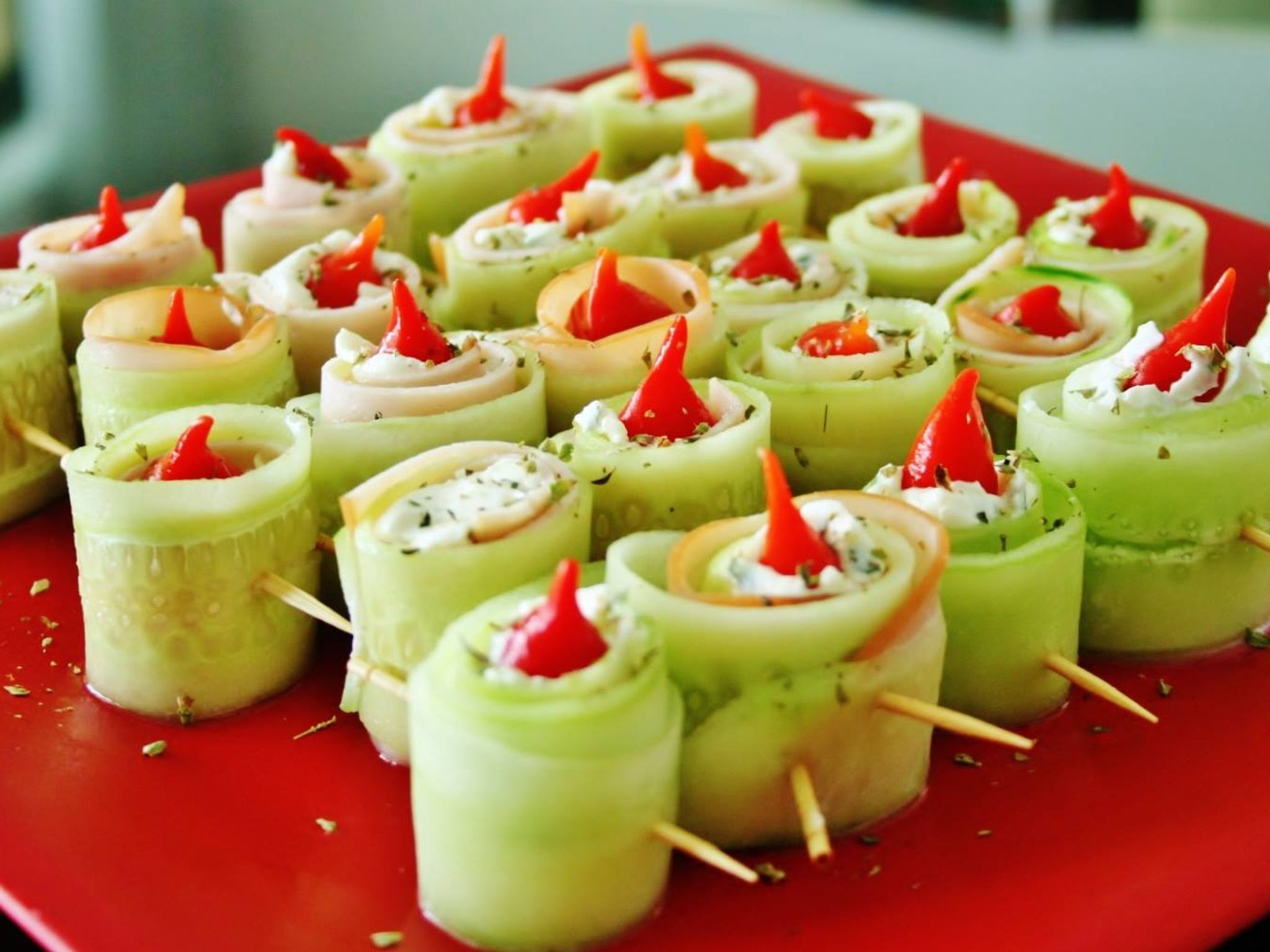 Roulés de concombre à la dinde et au cream cheese : Recette de Roulés ...