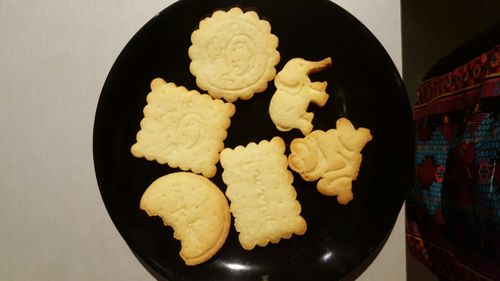 Petits gâteaux secs : Recette de Petits gâteaux secs - Marmiton