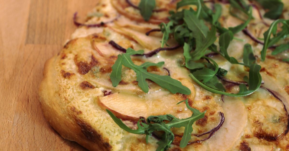 Pizza pomme poire et gorgonzola : recette de Pizza pomme poire et ...