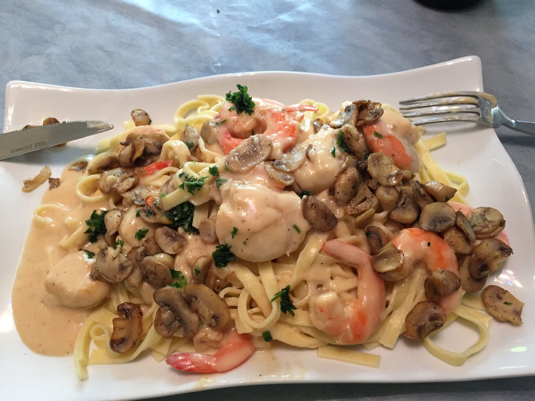 Scampis et noix de St Jacques au parmesan et martini blanc : Recette de ...