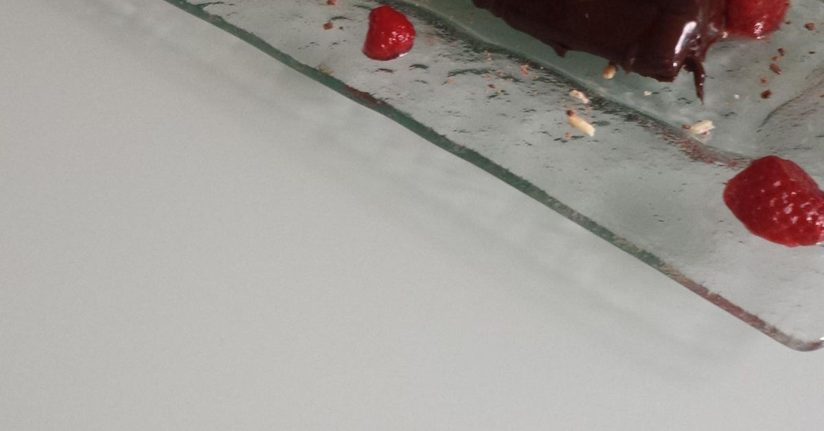 Bûche de Noël Chocolat et fruits rouges : recette de Bûche de Noël ...