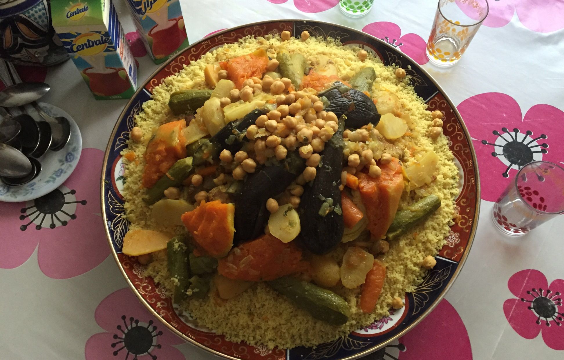 Couscous aux nombreux légumes : Recette de Couscous aux nombreux ...