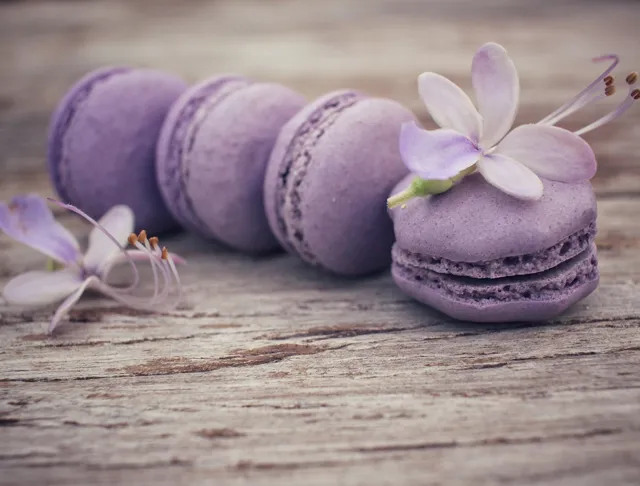 Macarons à la violette : recette de Macarons à la violette