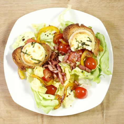 Salade de Chèvre Chaud : Recette de Salade de Chèvre Chaud - Marmiton