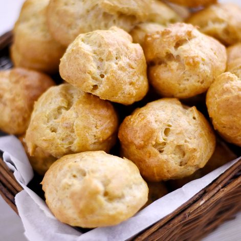Gougères au fromage : Recette de Gougères au fromage - Marmiton
