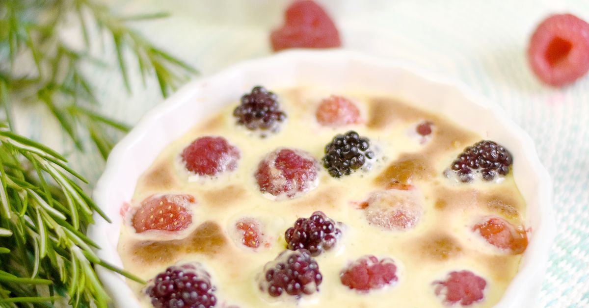 Sabayon de fruits rouges au romarin : recette de Sabayon de fruits ...