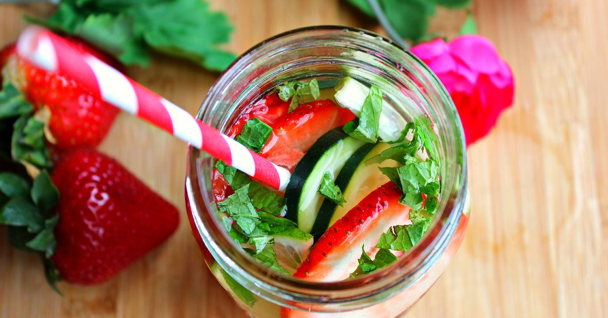 Eau parfumée aux fruits : recette de Eau parfumée aux fruits