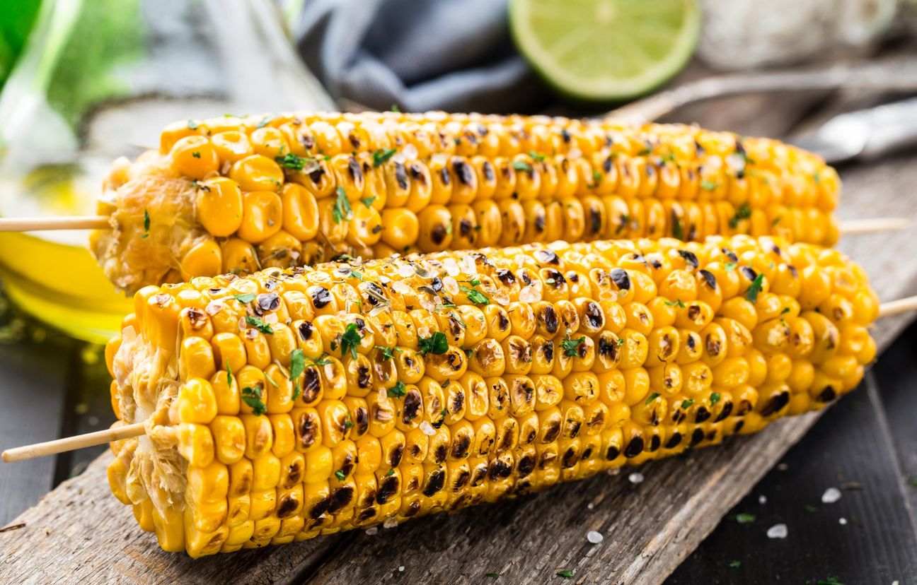 Epis de maïs grillés : Recette de Epis de maïs grillés - Marmiton