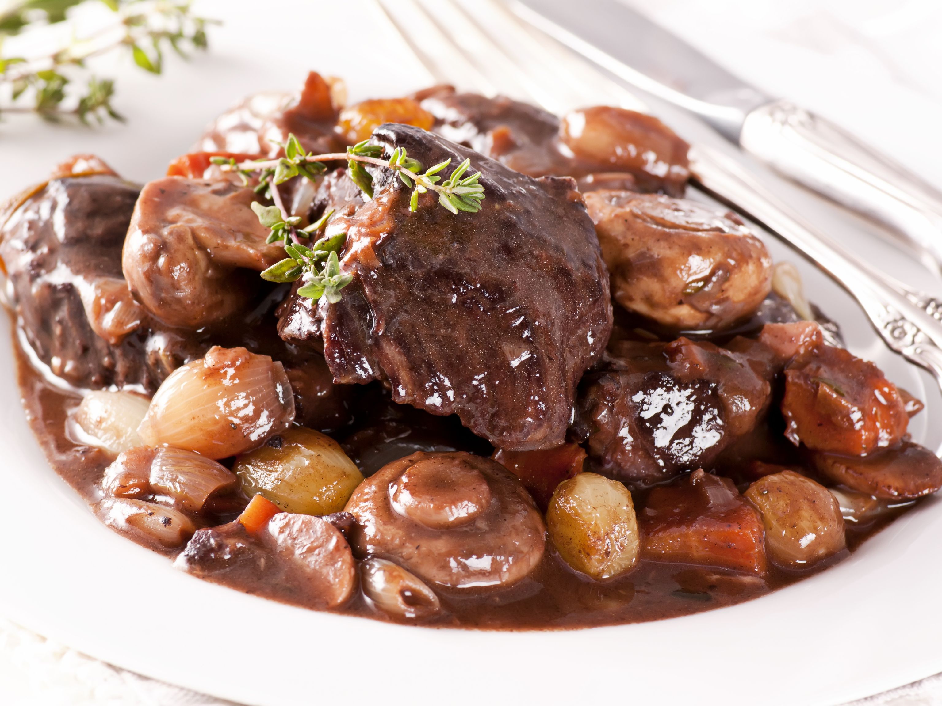 Civet de marcassin nature : Recette de Civet de marcassin nature - Marmiton