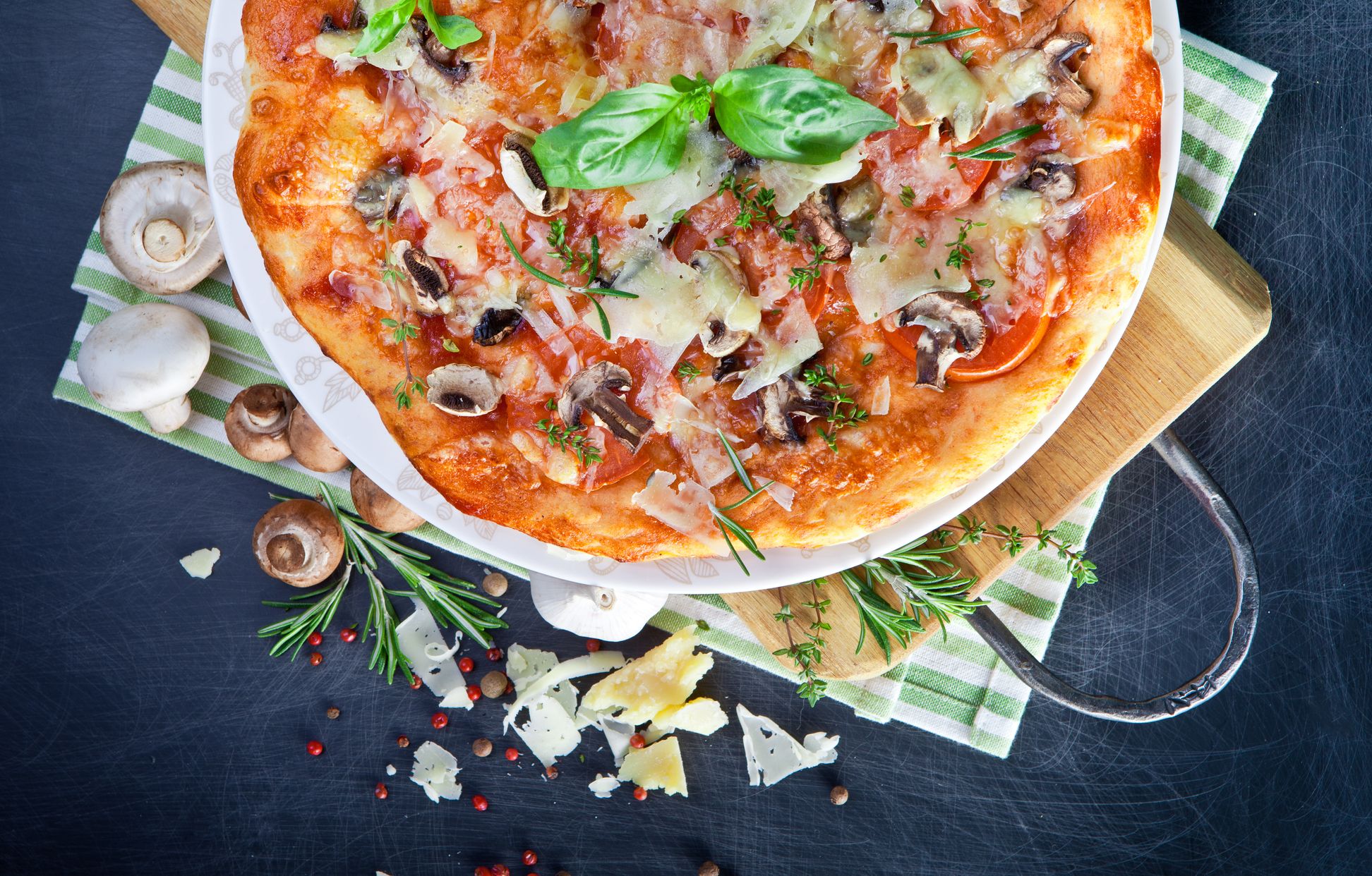 Pizza 4 saisons à ma facon : Recette de Pizza 4 saisons à ma facon ...