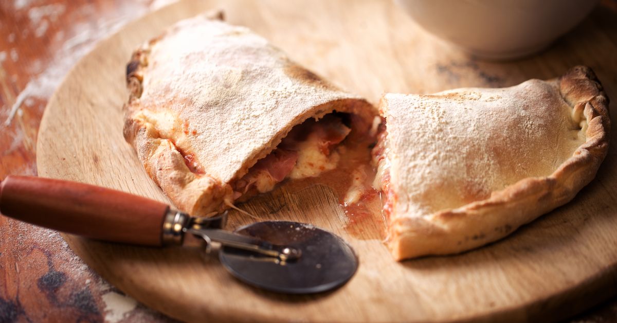 Calzone aubergine et fêta : recette de Calzone aubergine et fêta