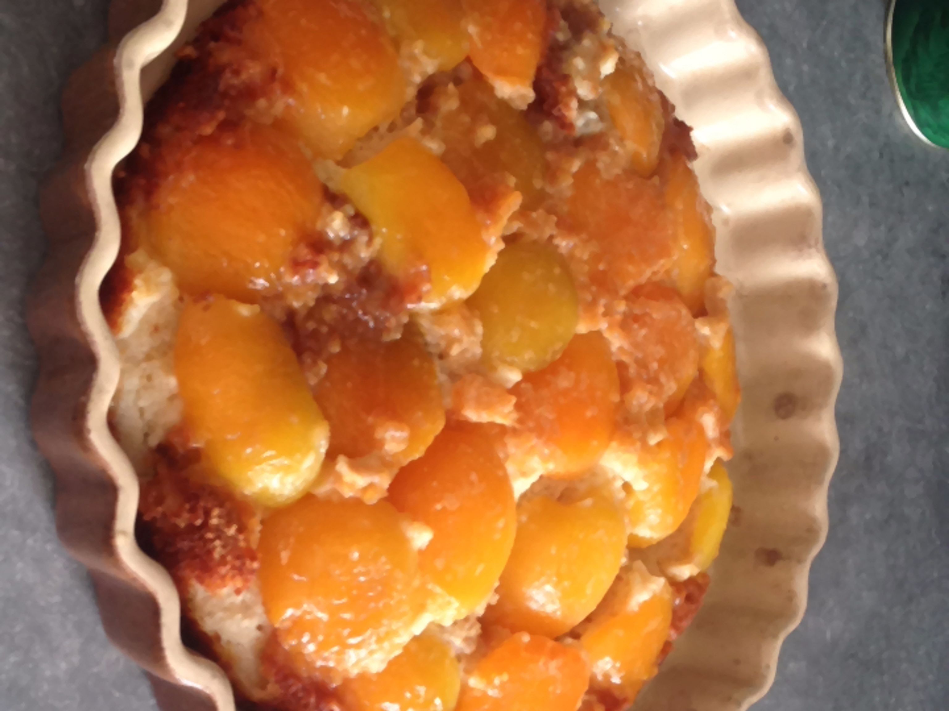 Gâteau style baba aux abricots et au rhum : Recette de Gâteau style ...