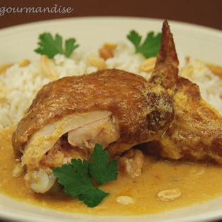 Poulet fumé à l'arachide : Recette de Poulet fumé à l'arachide - Marmiton
