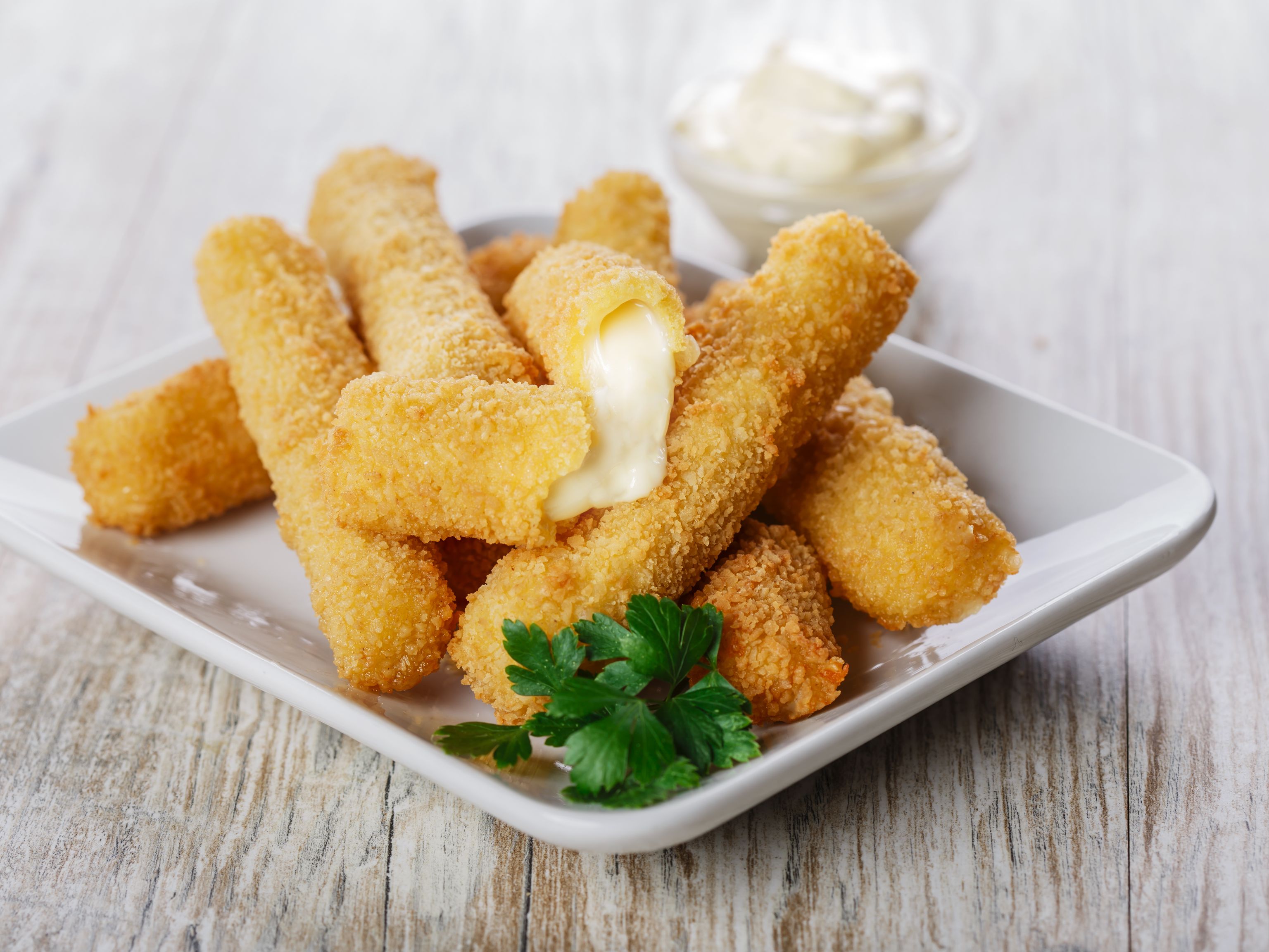 Mozzarella Panée : Recette de Mozzarella Panée - Marmiton