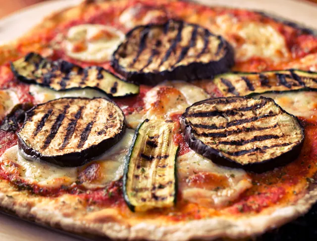 Pizza aux légumes : recette de Pizza aux légumes