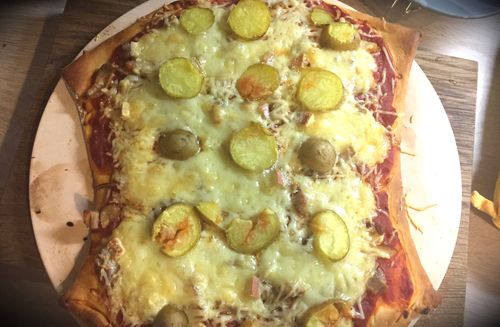 Pizza campagnarde : Recette de Pizza campagnarde - Marmiton