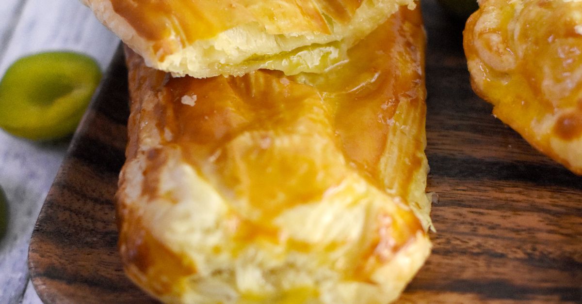 Chaussons de prunes : recette de Chaussons de prunes