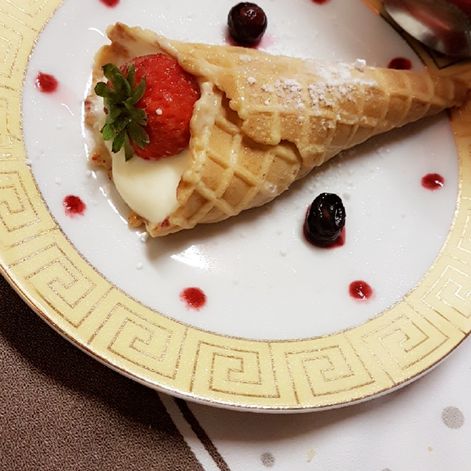 Tiramisu fruits rouges en cornet : Recette de Tiramisu fruits rouges en ...