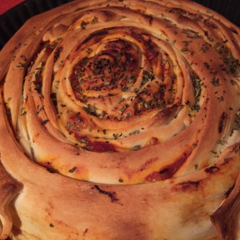 Pizza roulée : Recette de Pizza roulée - Marmiton