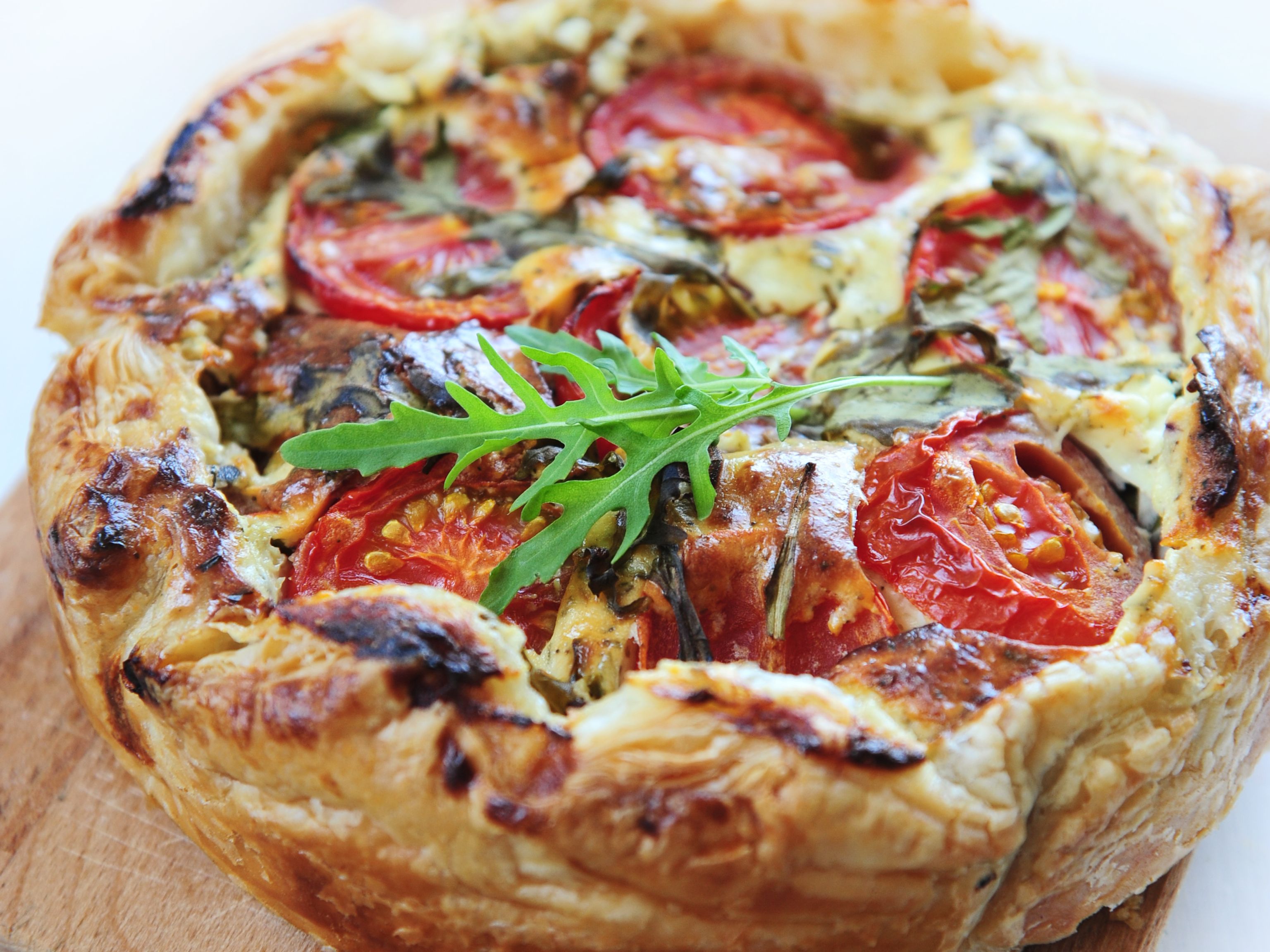 Tarte chèvre et tomates séchées : Recette de Tarte chèvre et tomates ...