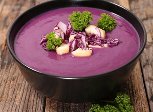 Chou rouge aux pommes (de ma grand-mère) : Recette de Chou rouge aux ...