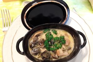 Cassolette d'escargots au Chablis : Recette de Cassolette d'escargots ...