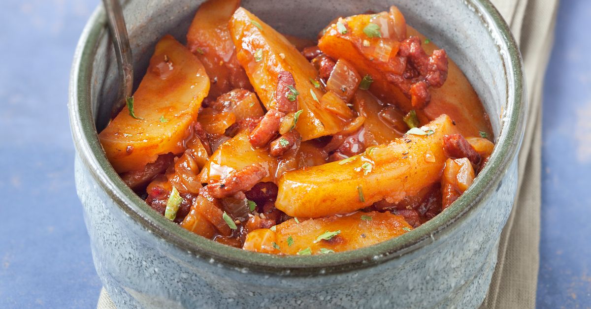 Goulache de pommes de terre : recette de Goulache de pommes de terre