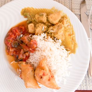 Colombo de poulet : Recette de Colombo de poulet - Marmiton