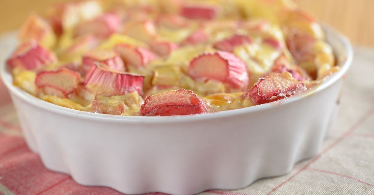 Gâteau soleil à la rhubarbe : recette de Gâteau soleil à la rhubarbe