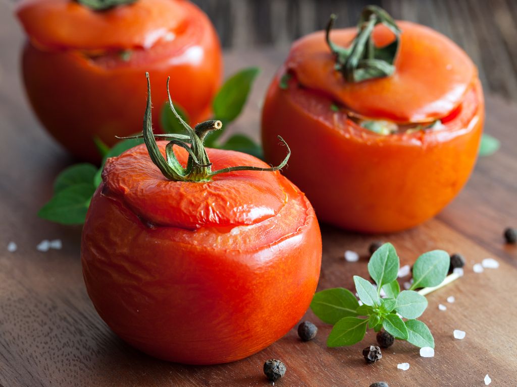 Tomates farcies au jambon : Recette de Tomates farcies au jambon