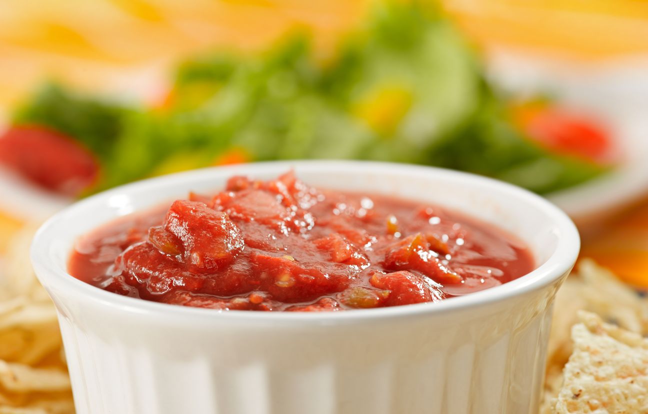 Salsa de tomates aux piments : Recette de Salsa de tomates aux piments ...