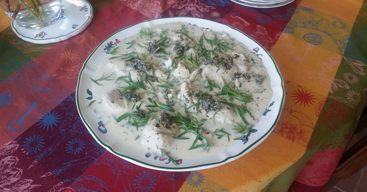 CHAUD FROID DE POULET : recette de CHAUD FROID DE POULET