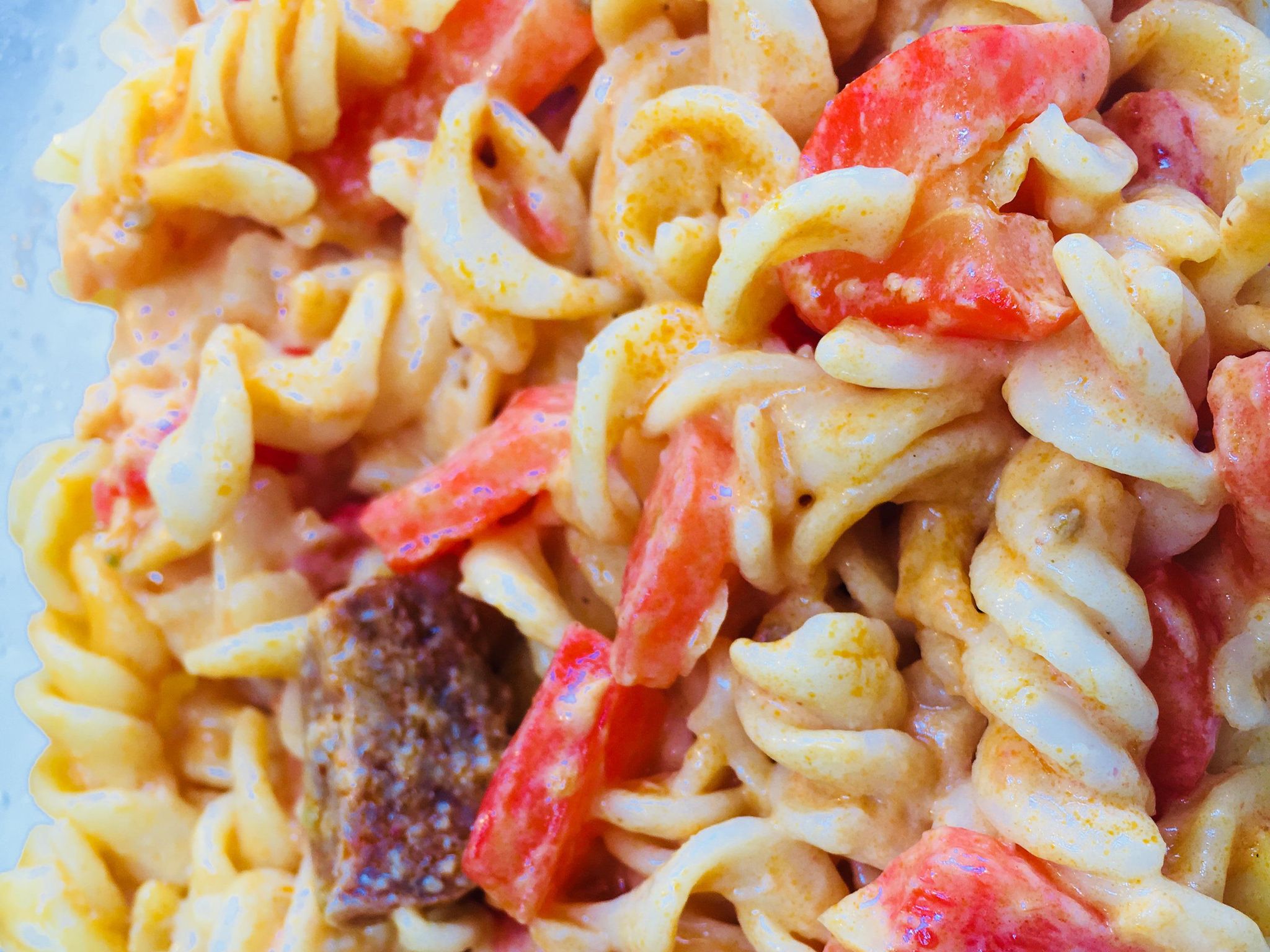 Pâtes chorizo, poivrons, tomates cerise : Recette de Pâtes chorizo ...