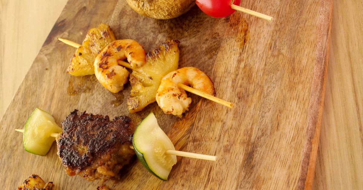 Assortiment de mini-brochettes apéritives : recette de Assortiment de ...