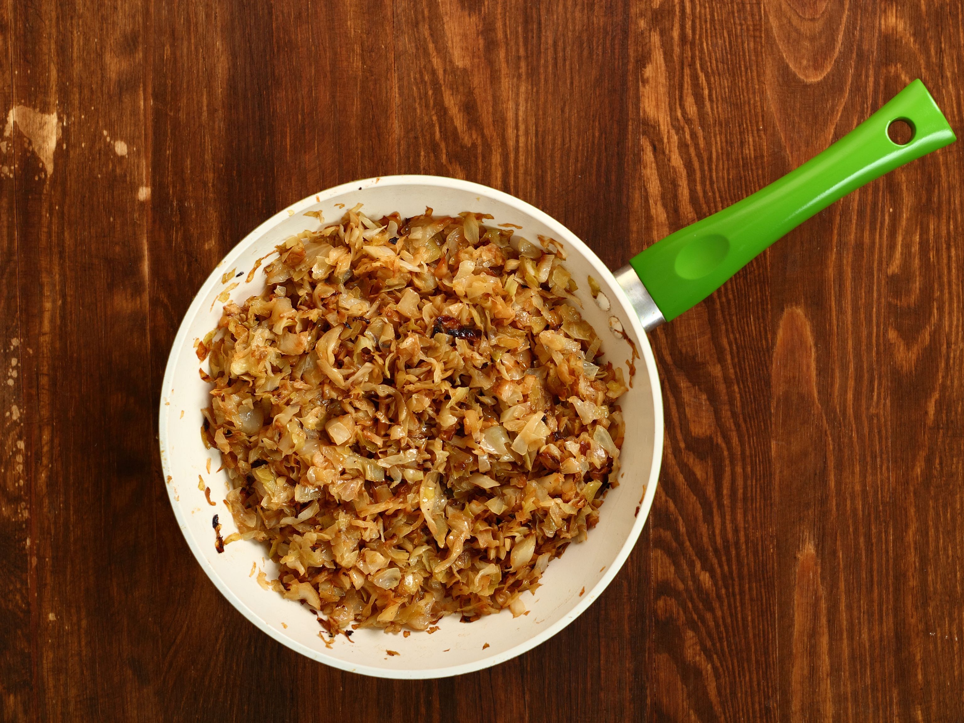 Poêlée de chou vert : Recette de Poêlée de chou vert - Marmiton