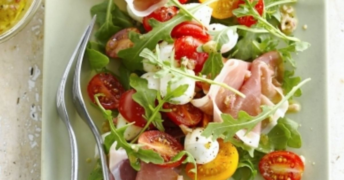 Salade d'été tomate, maïs, jambon : recette de Salade d'été tomate ...