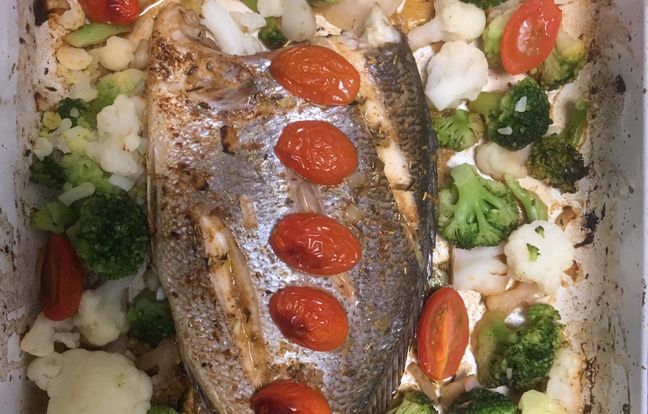 Daurade au four : Recette de Daurade au four - Marmiton