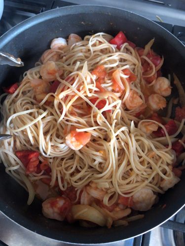 Pâtes chinoises aux légumes et crevettes : Recette de Pâtes chinoises ...