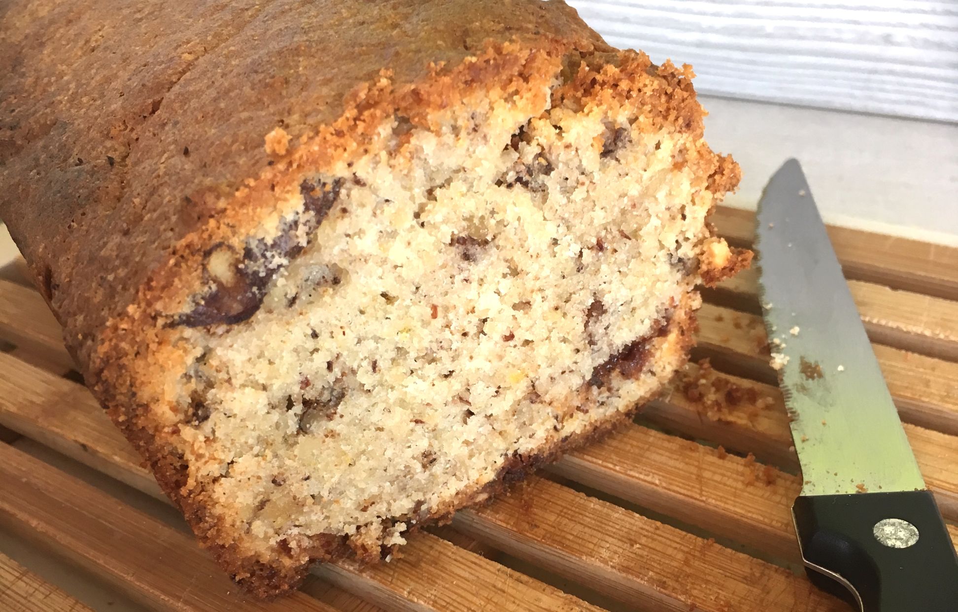 Cake amandes-noix-pépites de chocolat : Recette de Cake amandes-noix ...