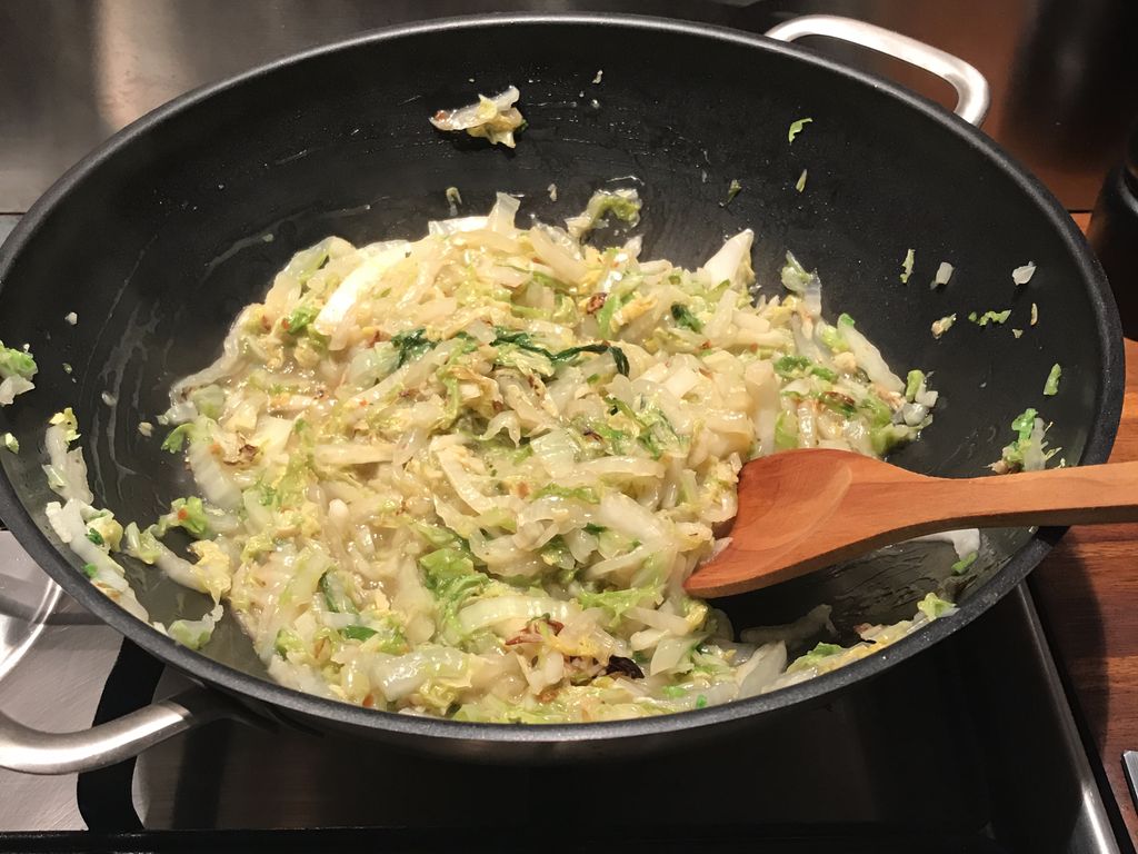 Chou chinois au vinaigre : Recette de Chou chinois au vinaigre - Marmiton