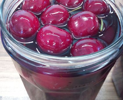 Cerises au vinaigre : Recette de Cerises au vinaigre - Marmiton