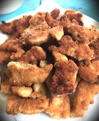Poulet pané : Recette de Poulet pané - Marmiton