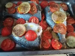 La dorade dorée au four : Recette de La dorade dorée au four - Marmiton