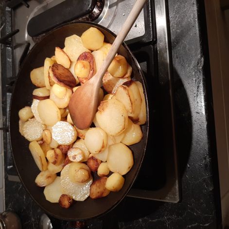 La vraie truffade : Recette de La vraie truffade - Marmiton