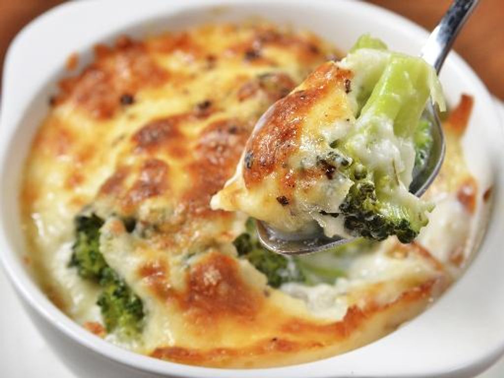 Gratin de brocolis : Recette de Gratin de brocolis - aufeminin